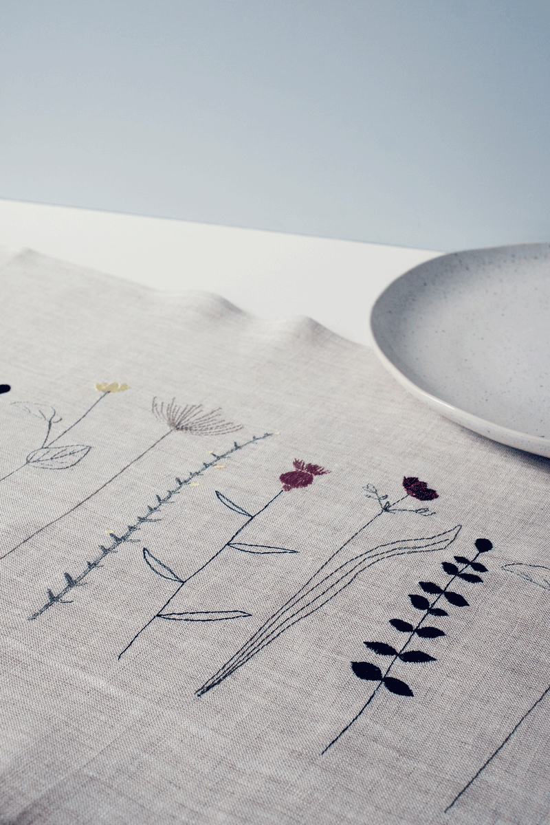 Irish Linen Runner – Jennifer Slattery Textiles